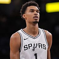 Yahoo Prize H2H-Cat 13495 - 5. $500 Wemby Brunson | Fantasy Basketball | Yahoo! Sports